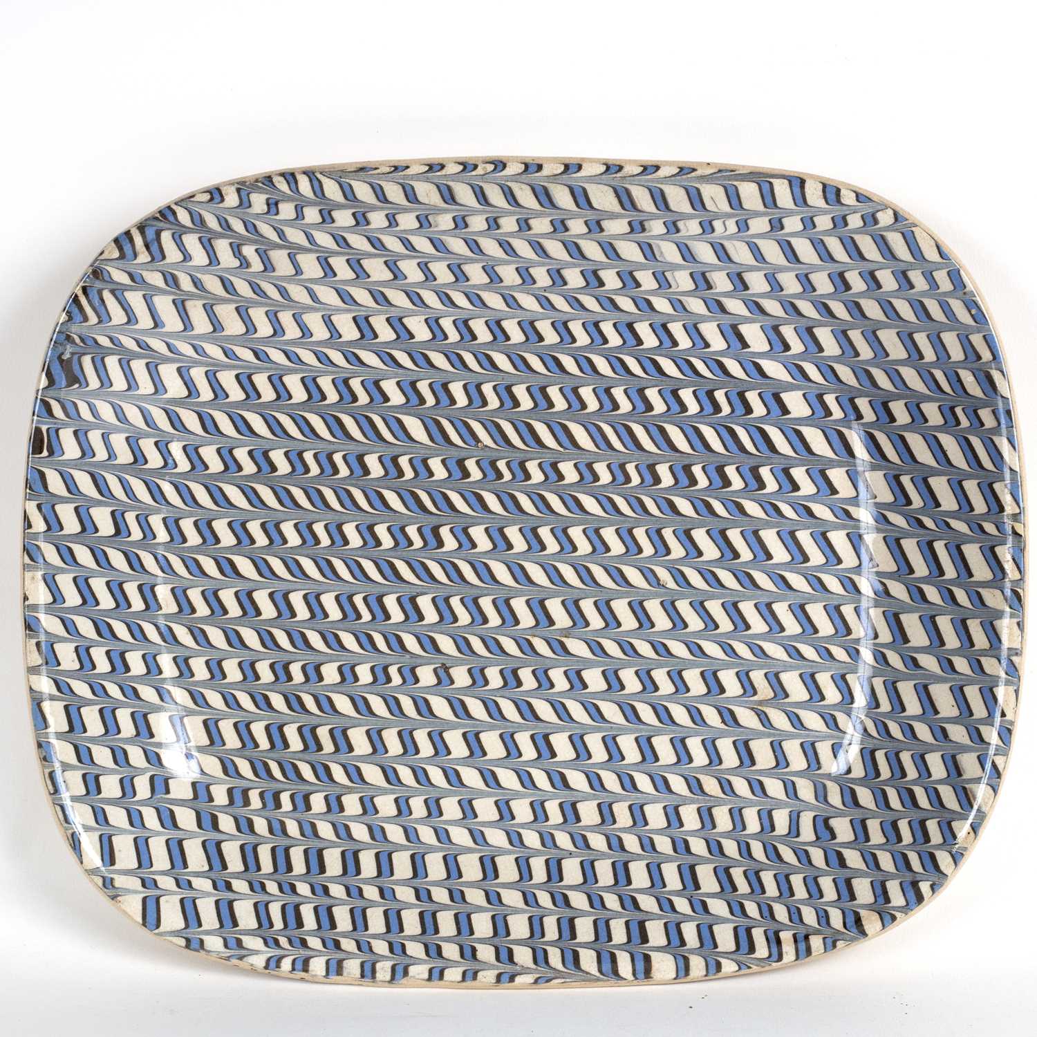 Lot 182 - A 19th Century pottery baking dish with blue